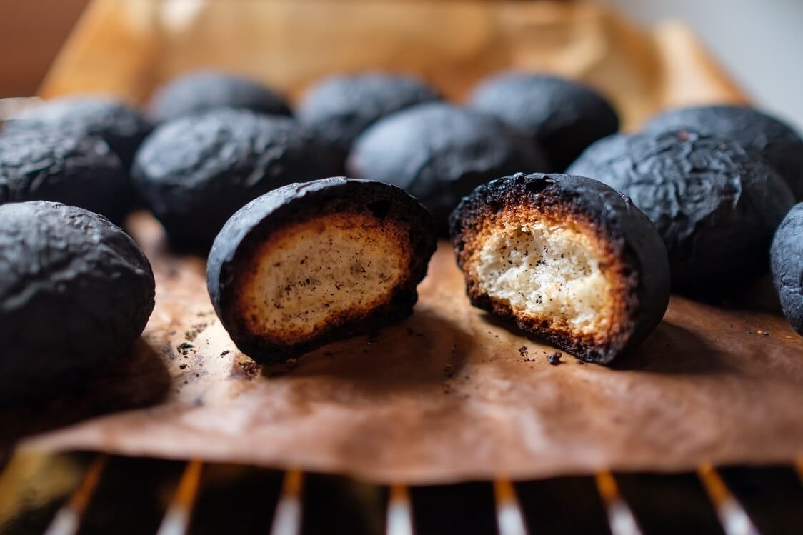 Descubre la relación entre la comida quemada y el cáncer