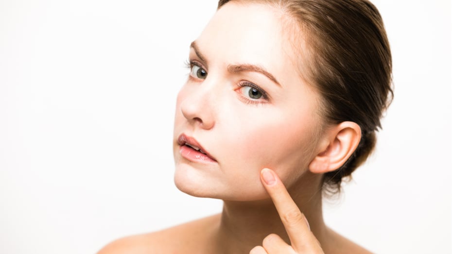 Sol y arrugas: ¿cuál es la relación y cómo protegerse?