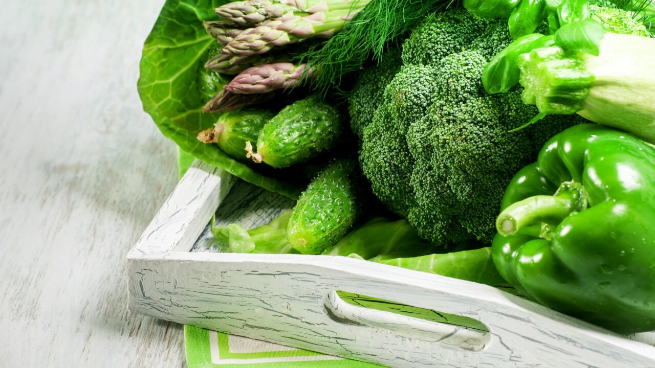 Cuáles son las propiedades de los alimentos según su color