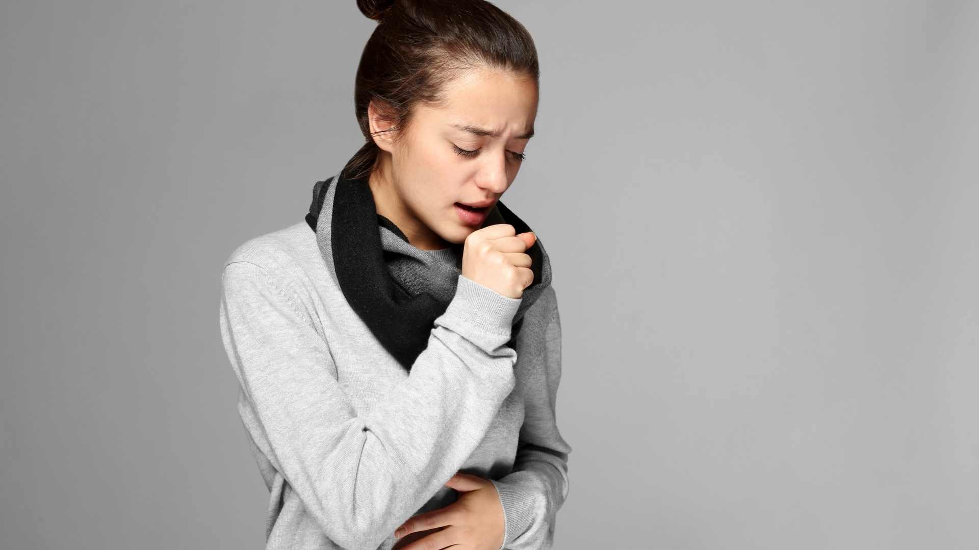 Tos Seca en Adultos: Causas, Síntomas y Tratamiento